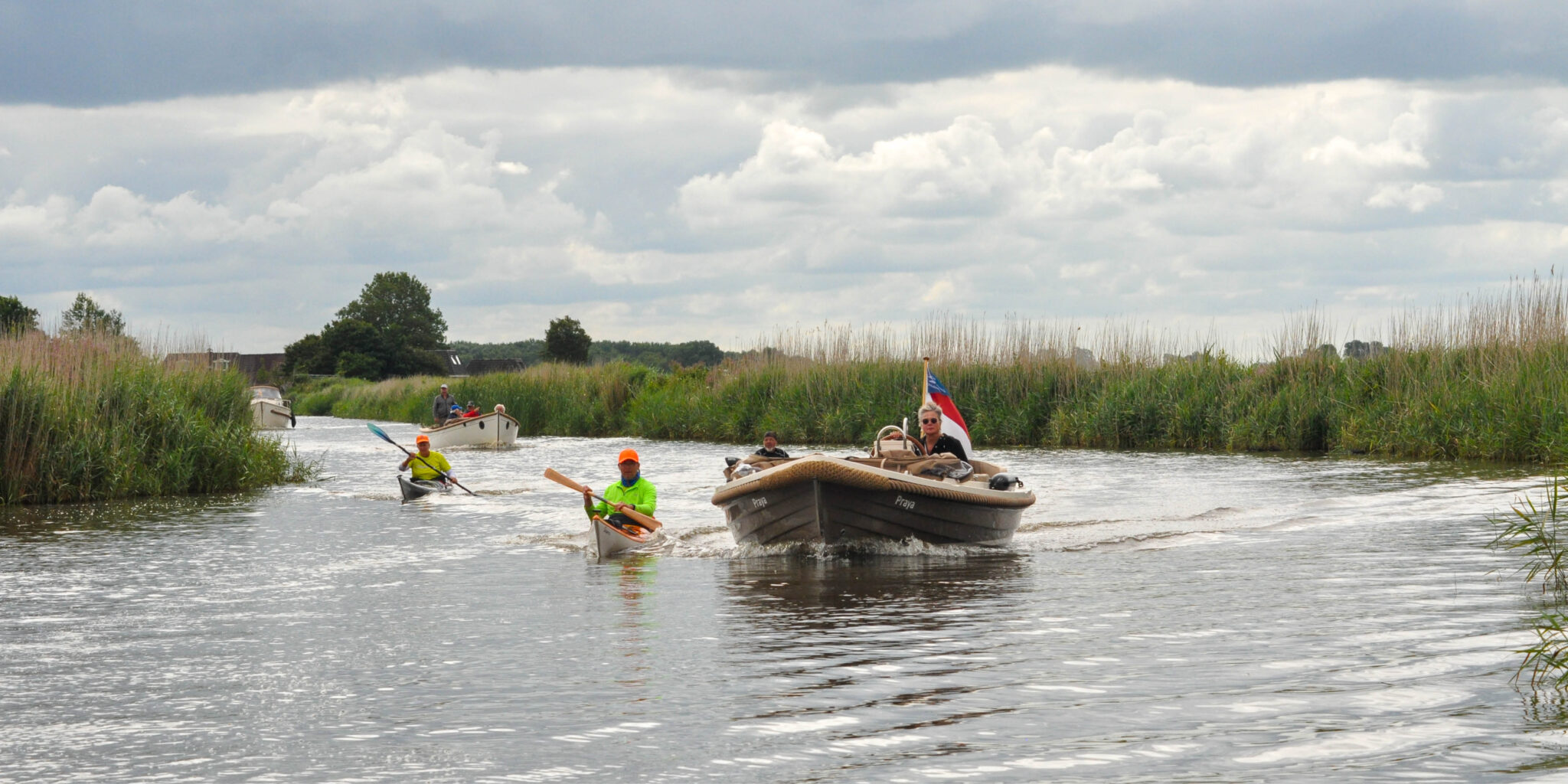 Sloepenroute | 11 steden in 6 dagen | Elfstedentocht - Waterkaarten