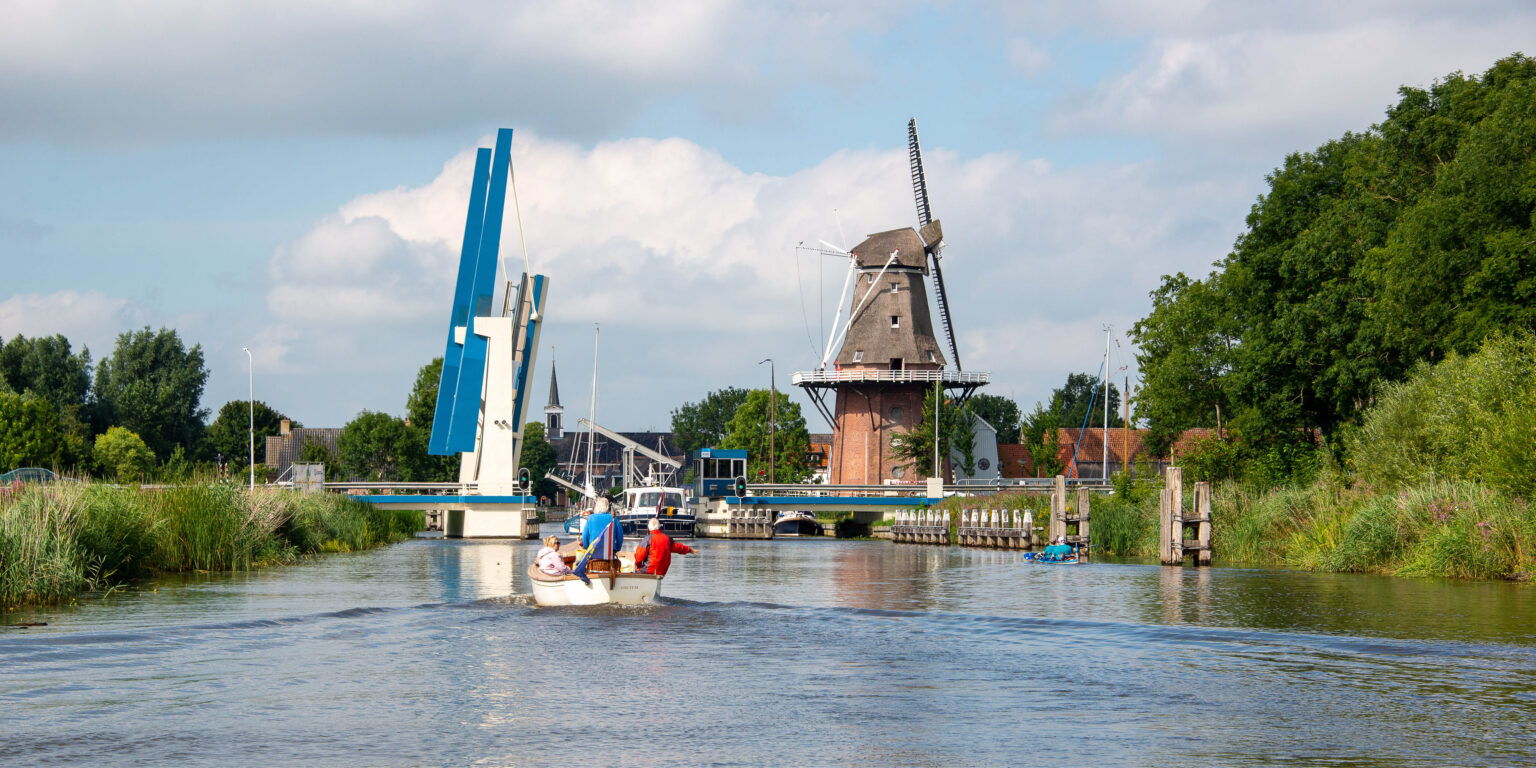 Sloepenroute | 11 steden in 6 dagen | Elfstedentocht - Waterkaarten